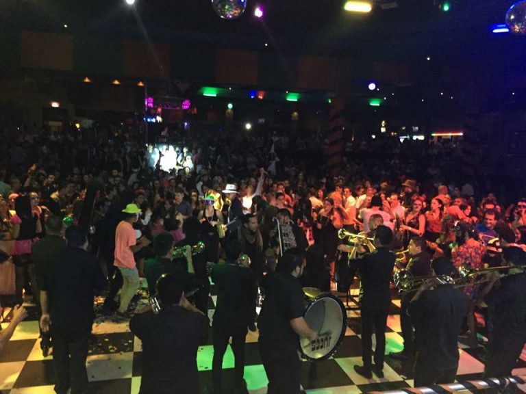 Reconocida discoteca «Rumba» cierra sus puertas