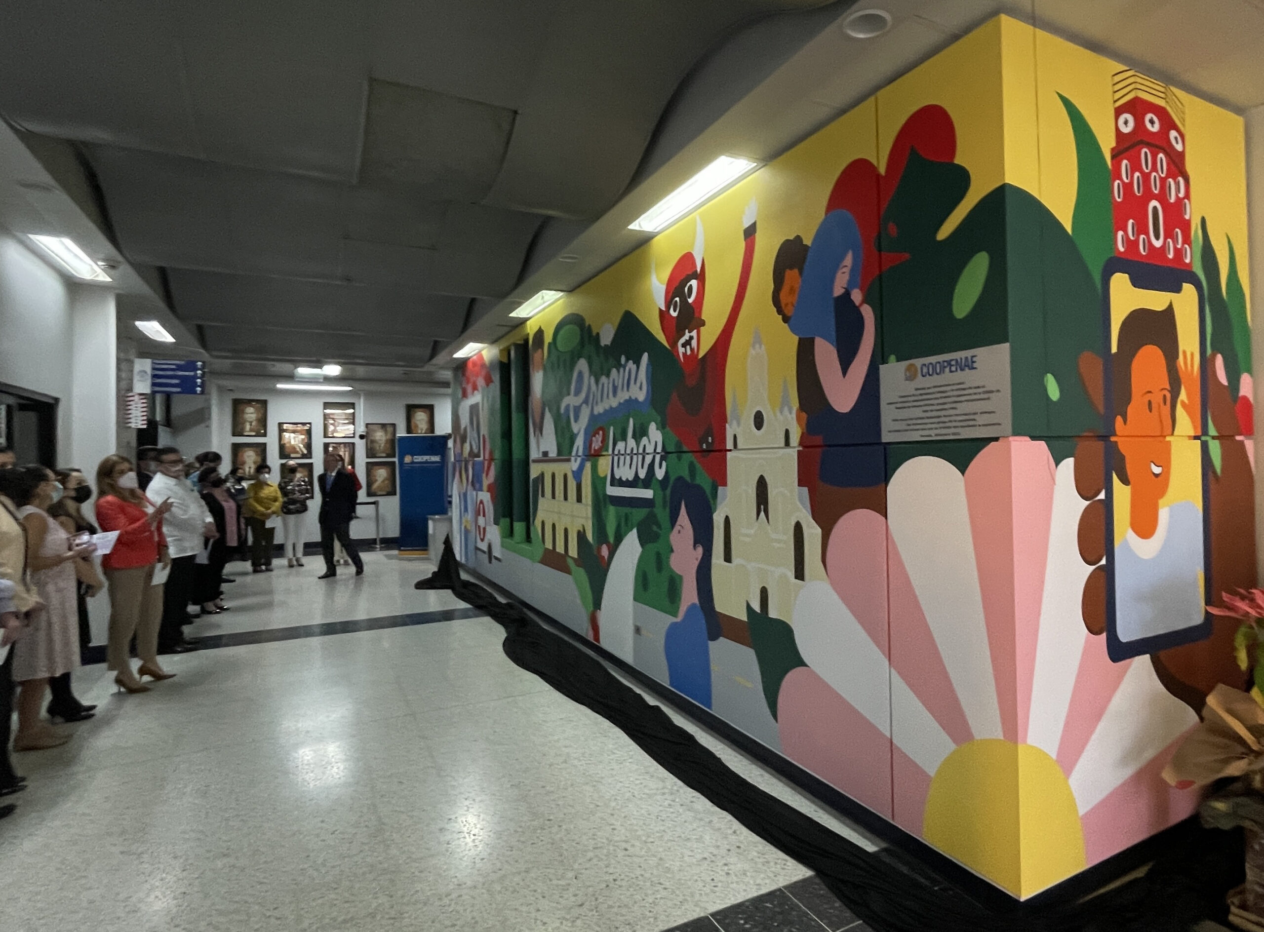 Personal médico de la CCSS galardonado por su arduo labor ante pandemia de COVID-19